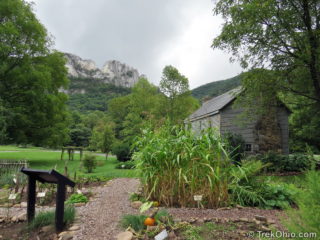 West Virginia: Seneca Rocks | TrekOhio